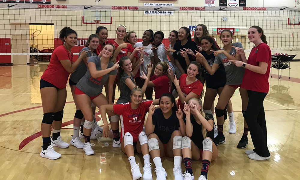 No. 1 Redondo Union Hosts No. 4 Mater Dei in Rivalry Match | High School Volleyball ...